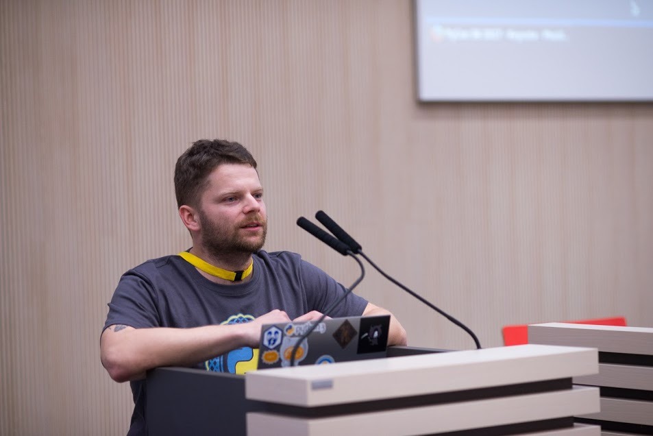 Zakladateľ PyCon SK Richard Kellner: Žijeme zlatý vek IT | robime.it